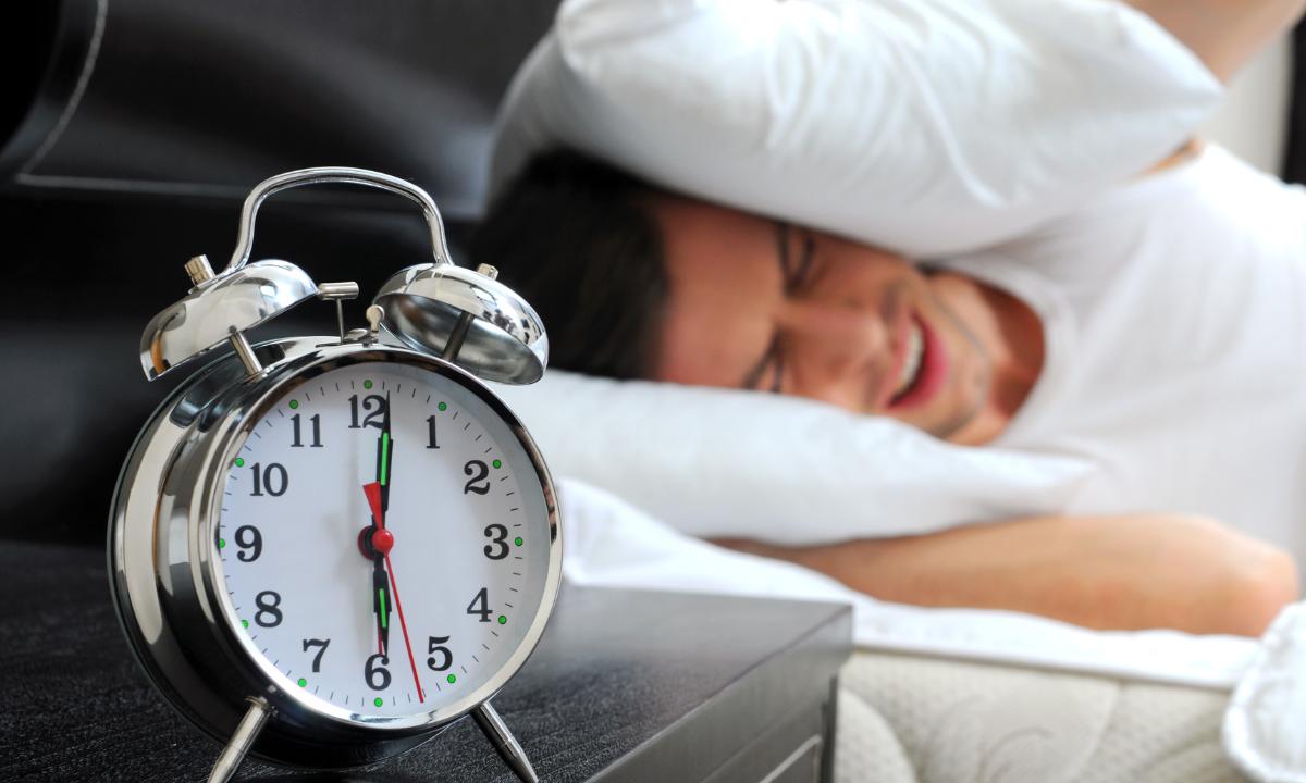 A ciência do sono: Como o ruído interfere nas fases do sono | Dr. Silêncio